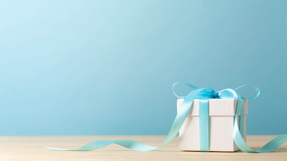 What Makes a Gift Personal and Thoughtful – The Lydia Line